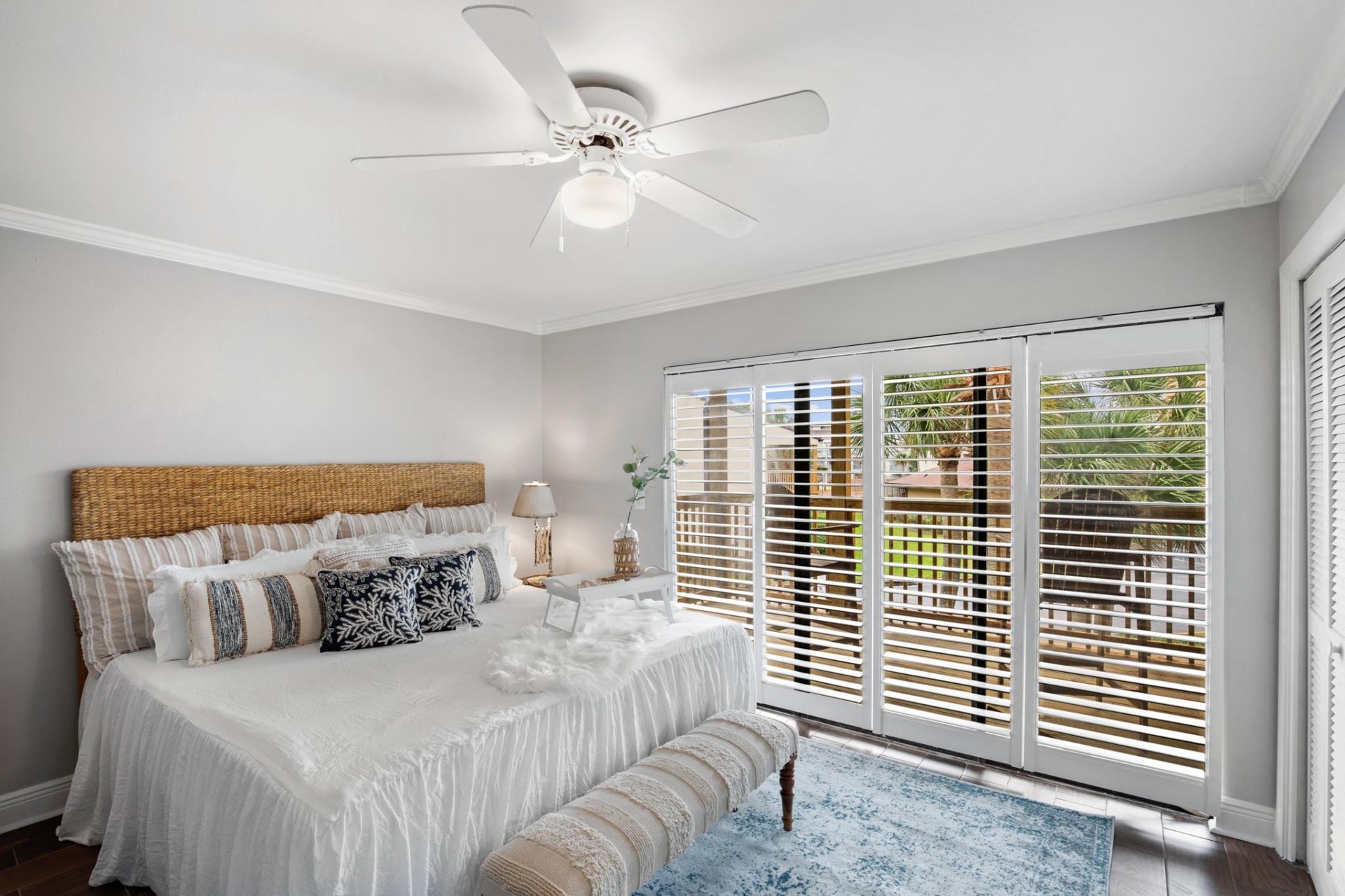 Enjoy the Seabreeze Condo at Portside - Vacation Rentals By Owner ...