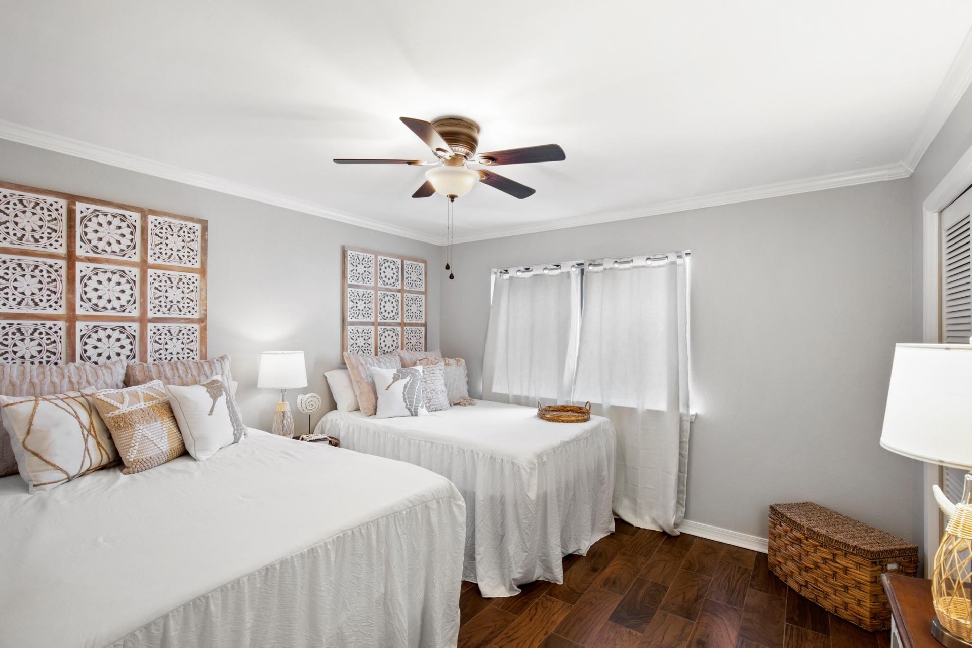 Enjoy the Seabreeze Condo at Portside - Vacation Rentals By Owner ...