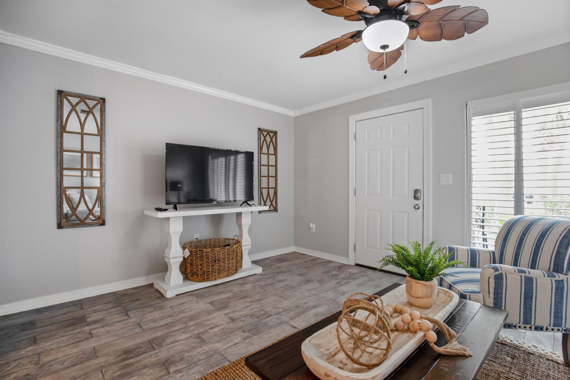 Enjoy the Seabreeze Condo at Portside - Vacation Rentals By Owner ...